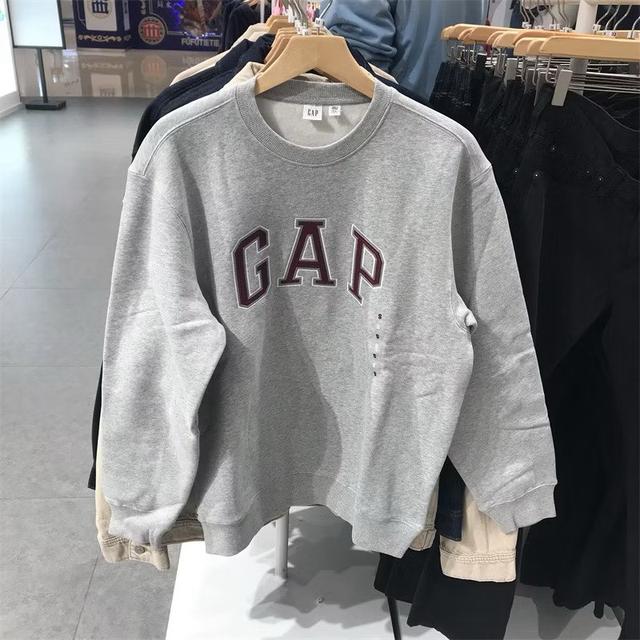 เสื้อกันหนาวคอกลมแบรนด์Gap | ENNXO