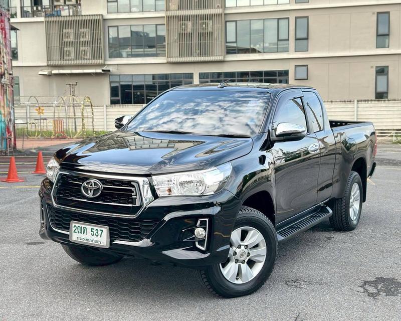 TOYOTA HILUX REVO 2.4 E PRERUNNER SMART CAB เกียร์ Auto สีดำ ปี2018 (18แท้) | ENNXO
