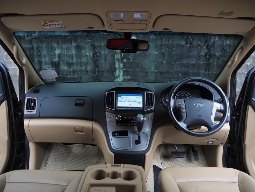 HYUNDAI H1 DELUXE ปี 2021 | ENNXO