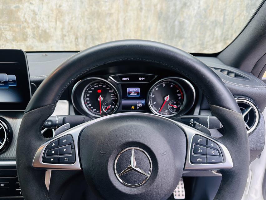 2019 Mercesdes Benz CLA250 AMG Dynamic White Art Edition โฉม W117 | ENNXO