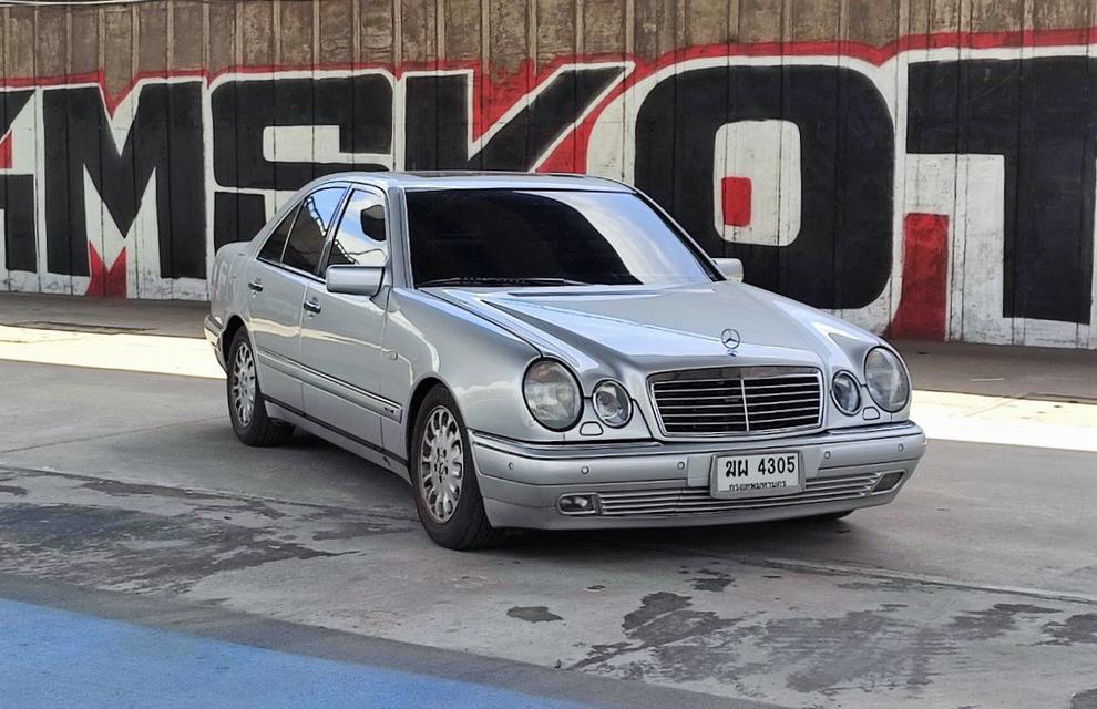 Mercedes Benz W210 E230 ELEGANCE ปี 1997 • | ENNXO