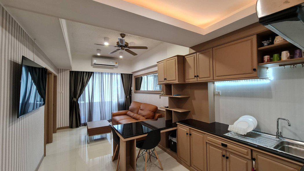 ให้เช่า คอนโด 2 ห้องนอน เฟอร์นิเจอร์ครบ ชั้น 6 รื่นฤดี คอนโดมิเนียม 58 ตรม. ใกล้ Regents ...