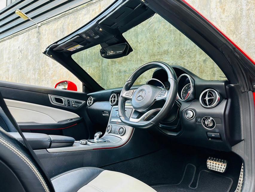 BENZ SLC300 โฉม R172 2017 | ENNXO