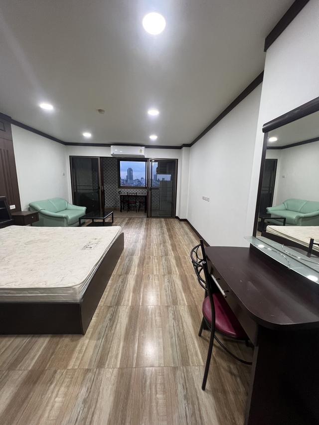 condoใกล้mrt-ศูนย์วัฒนธรรม บิ๊กซีรัชดาเดอะสตรีท-cyber world-esplanade | ENNXO