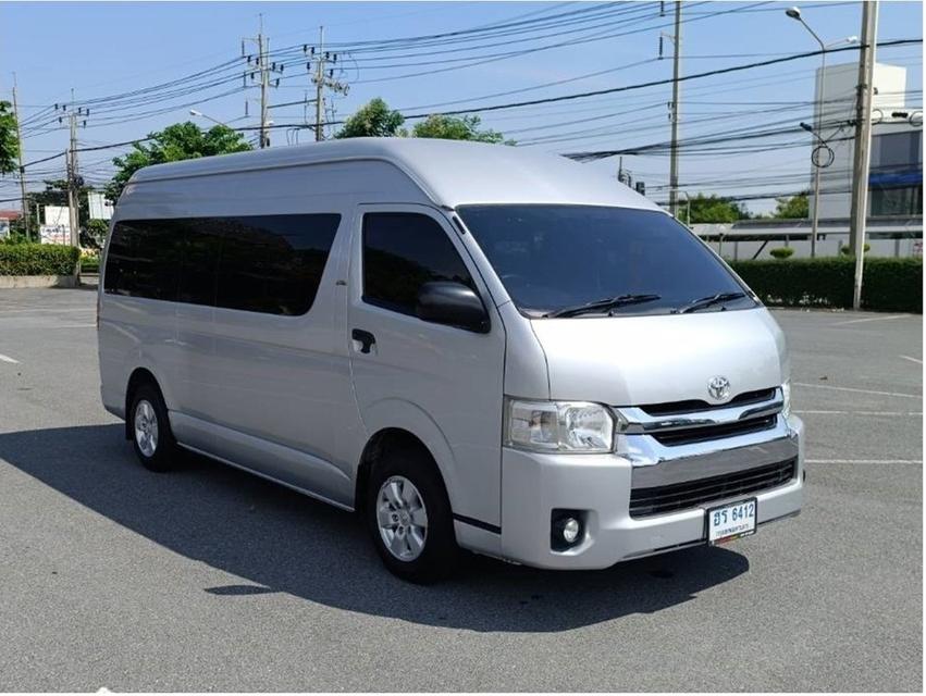 Commuter 3.0D ดีเซล เกียร์ออโต้ พร้อมใช้งาน | ENNXO