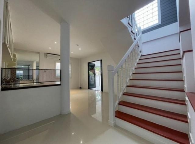 G หมู่บ้านอุ่นรัก ซอย นาคนิวาศ 15 | ENNXO