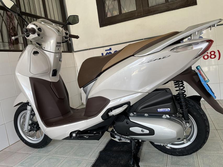 Lead125 4V สภาพซื้อจอด รถมือเดียว ผู้ญใช้ เอกสารครบ เครื่องเดิมไม่เคยแกะ จัดส่งได้ มีเก็บปลายทาง ...