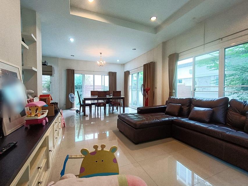 ขาย บ้านเดี่ยว ใกล้สาทร บางกอก บูเลอวาร์ด สาทร-ปิ่นเกล้า 234 ตรม. 52.5 ตร.วา ราคาต่ำสุด | ENNXO