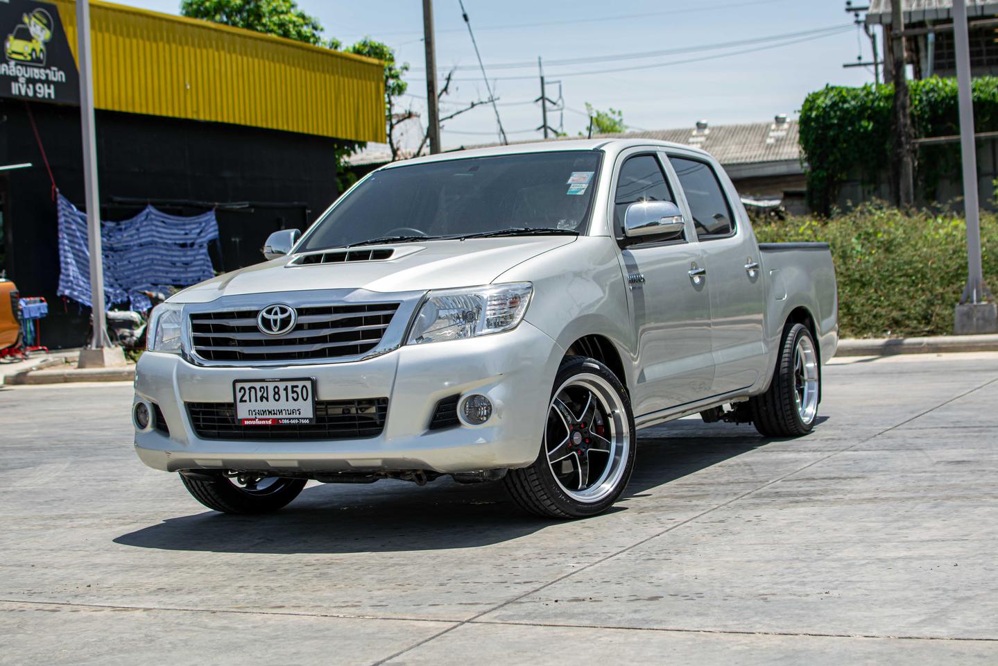 Vigo champ 2.5 ปี2013 ตัวเตี้ย 4 ประตู | ENNXO