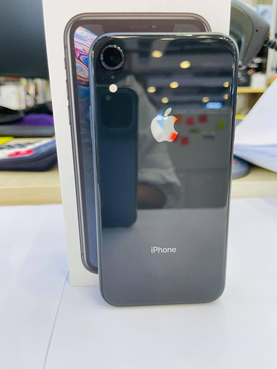 ขาย IPhone XR 128G Black | ENNXO