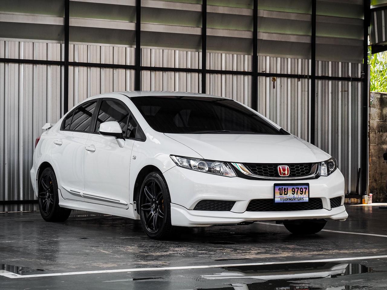 Honda Civic FB 1.8 S เกียร์ธรรมดา MT ปี 2013 | ENNXO