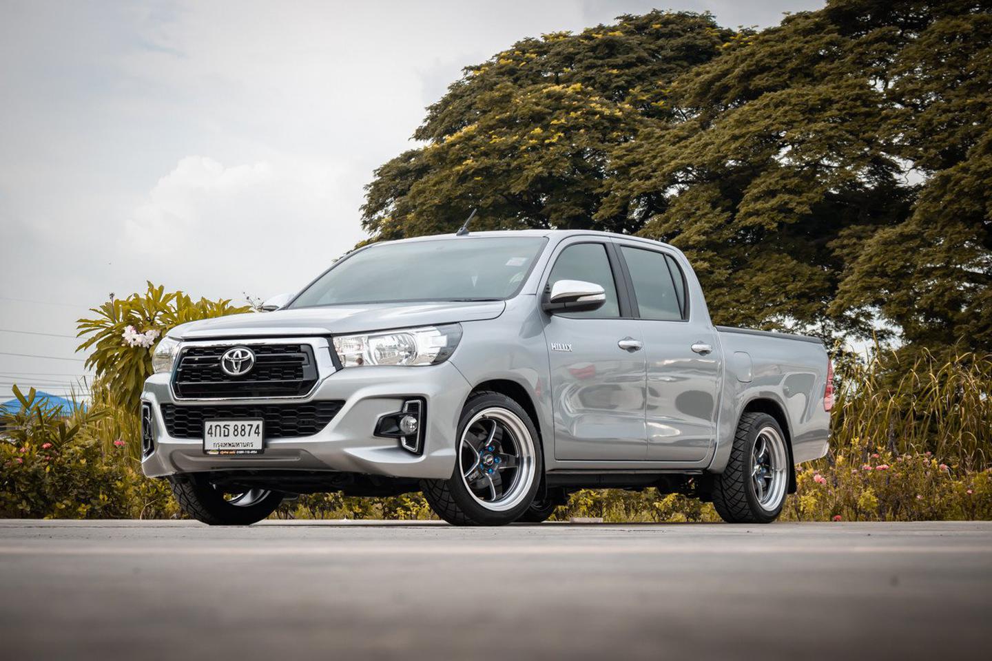 TOYOTA HILUX REVO 2.4 E DOUBLE CAB MT ปี 2015 | ENNXO