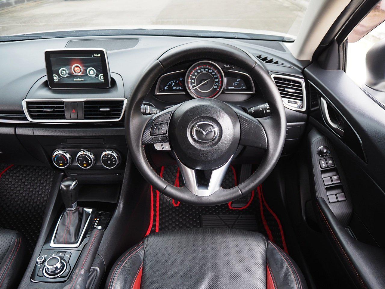 MAZDA 3 2.0 C RACING SERIES Limited Edtion ปี 2015 สภาพนางฟ้า | ENNXO