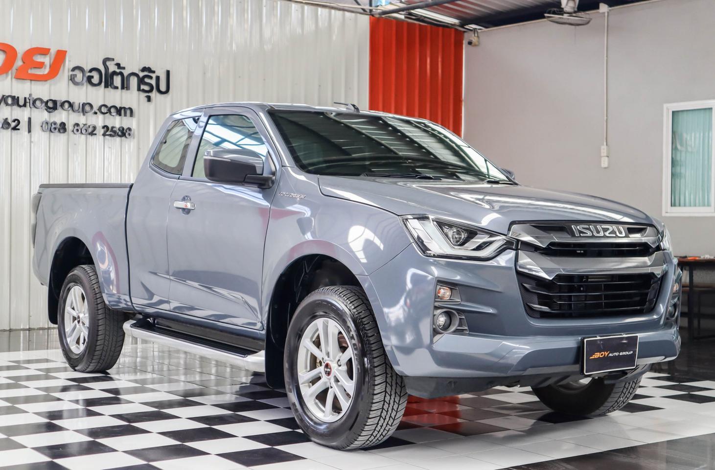 ISUZU ALL NEW D-MAX SPACE CAB HI-LANDER 1.9 L (MNC) 2022 | ENNXO
