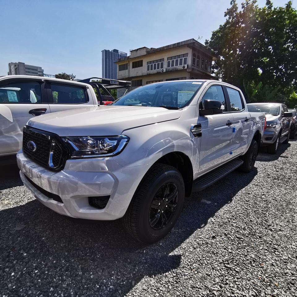 Ford Ranger DBL 2.2L XLT 4x2 HR 6 M/T โปร Motor Expro 2020 | ENNXO